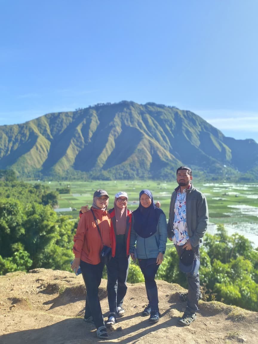 Bale Lombok Travelin.ID - Tour & Travel Lombok